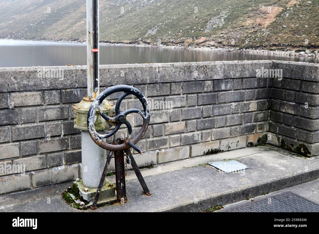 gate control wheel at the top of the ben crom dam and reservoir in the ...