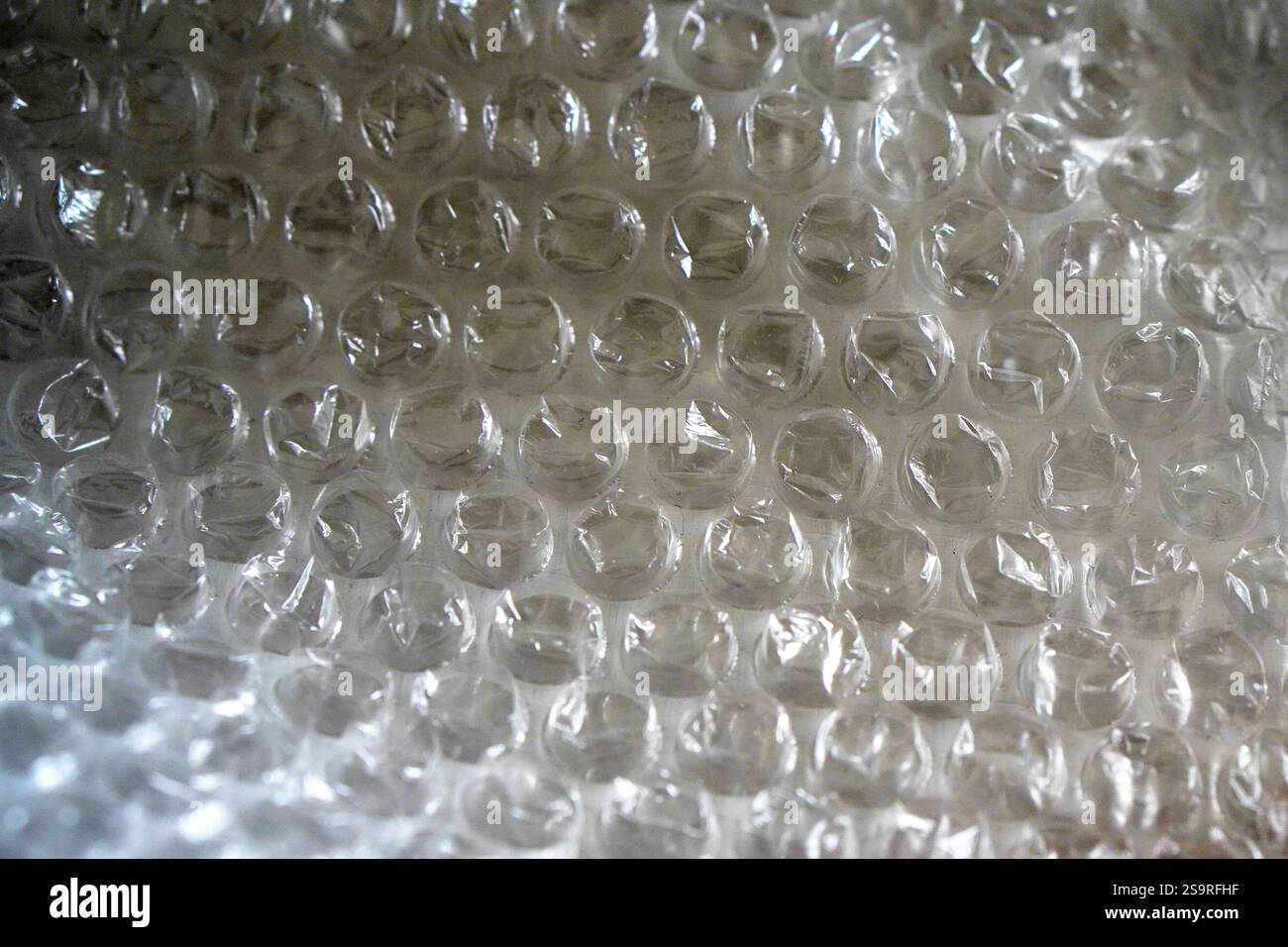 plastic background with bubble wrap texture Stock Photo - Alamy