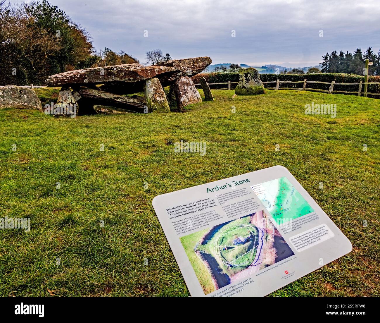 Arthur's Stone, Herefordshire Stock Photo - Alamy