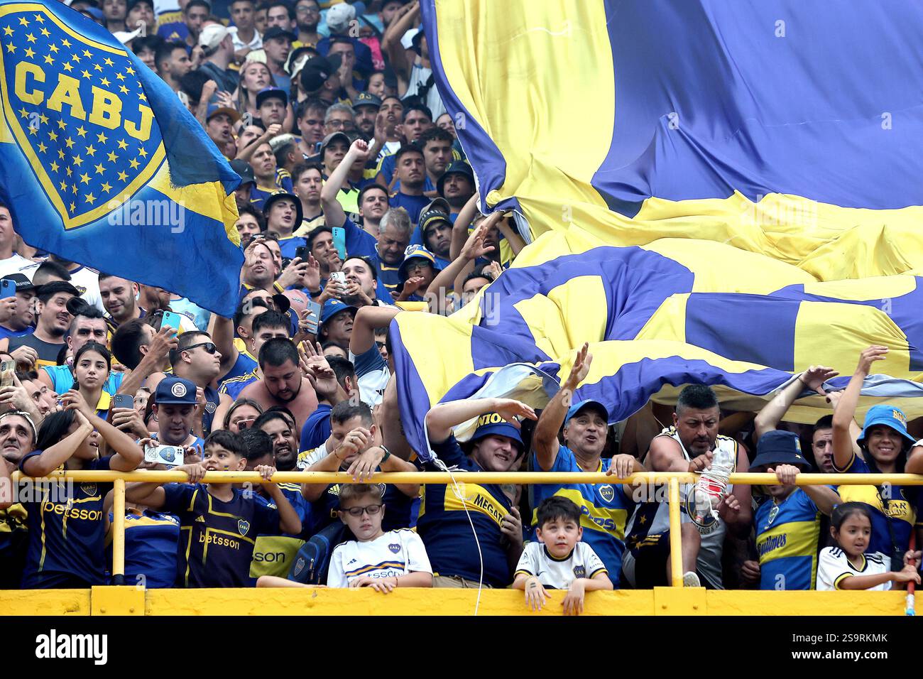 Buenos Aires, Argentina. 26th Jan, 2025. Boca Juniors’ supporters cheer ...