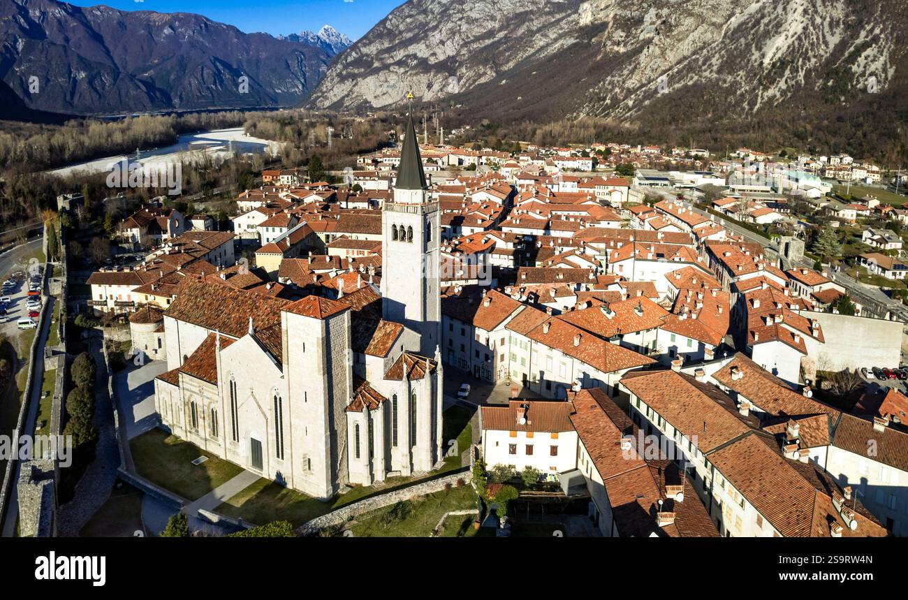 Italy travel and landmarks. Most beautiful medieval villages (borgo) in ...