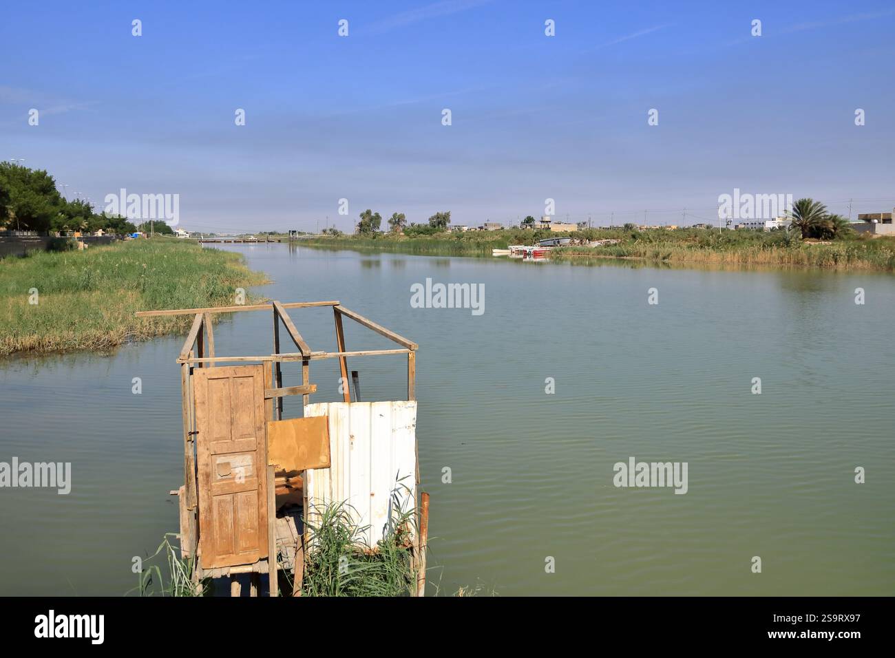 Tigris river at the Euphrates and Tigris confluence, Shatt al-Arab, Al ...