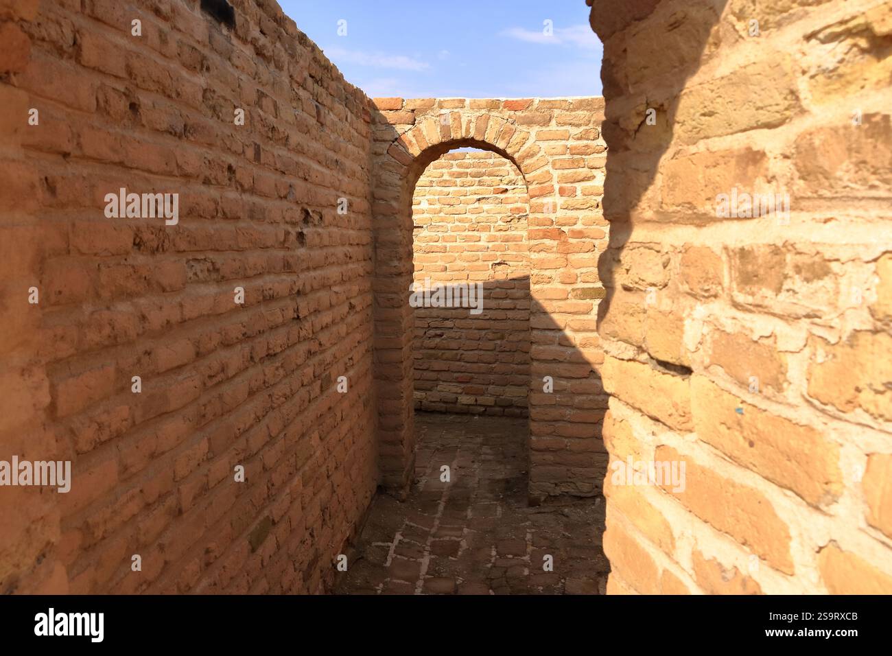 the House of the Prophet Abraham Restored ziggurat in ancient Ur ...