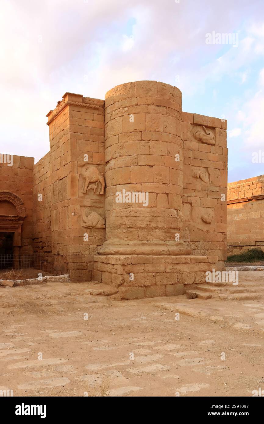 Hatra in Iraq, ancient city in Upper Mesopotamia located in present-day ...