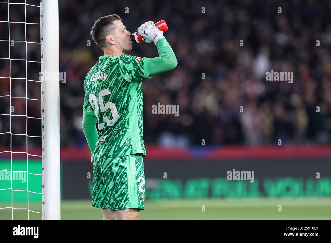 Barcelona, Spain. 26th Jan, 2025. Goalkeeper Wojciech Szczesny (25) of ...