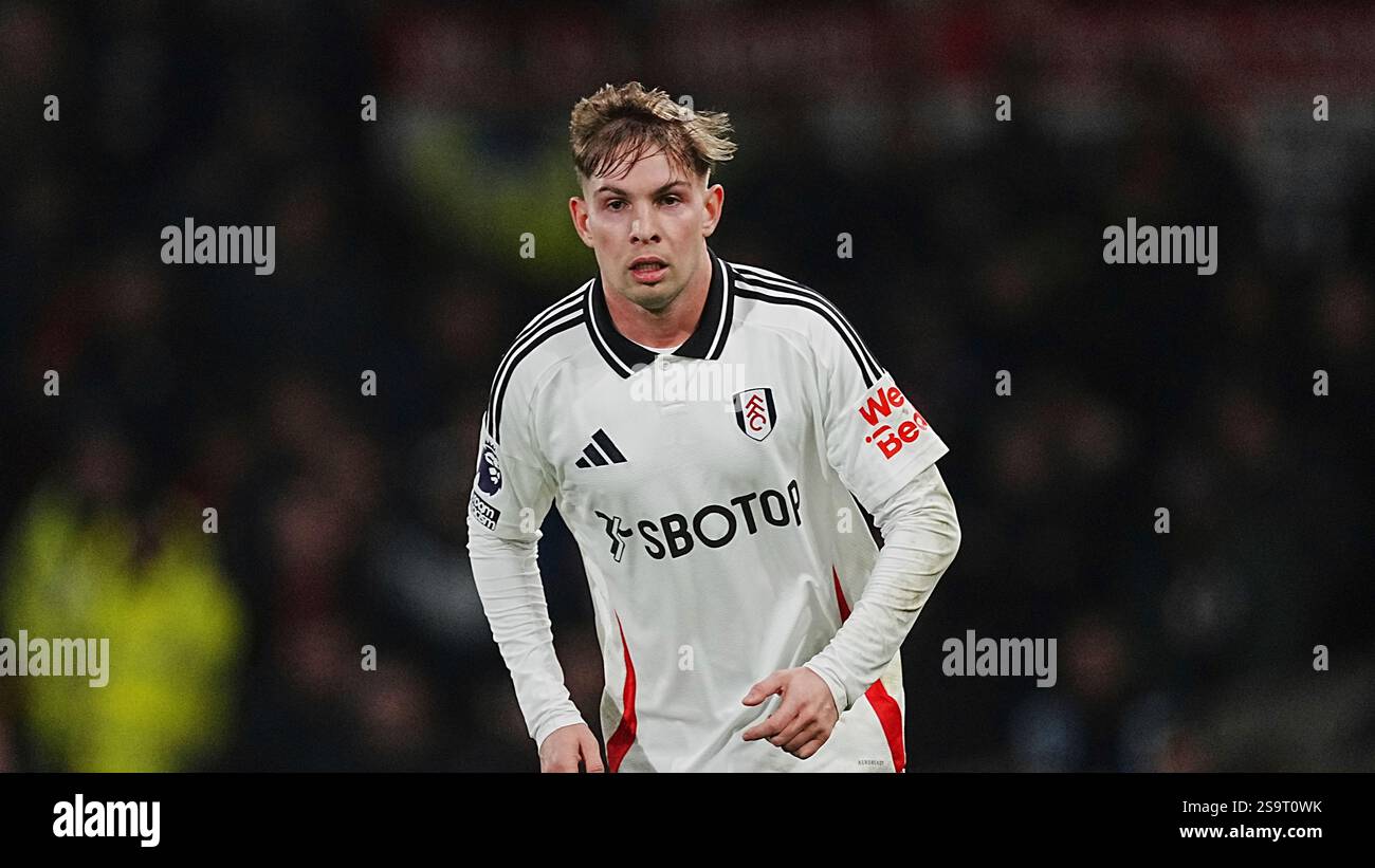 Fulham's Emile Smith Rowe runs into position during the English Premier ...