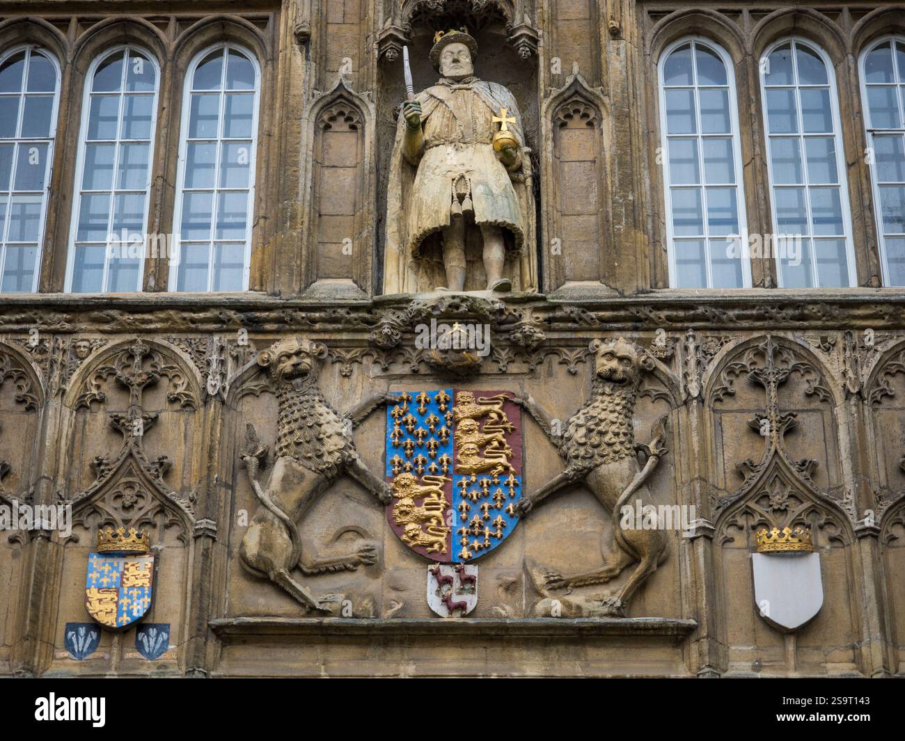 Trinity College Great Gate, Detail, Trinity College, University of ...