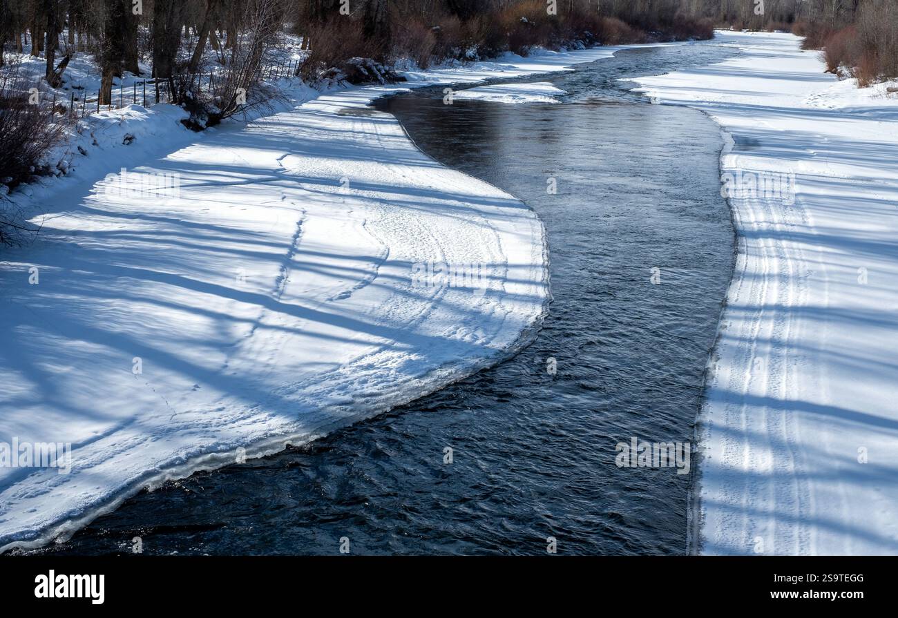 January 20, 2025: The Gunnison River slowly covers with ice as a strong ...