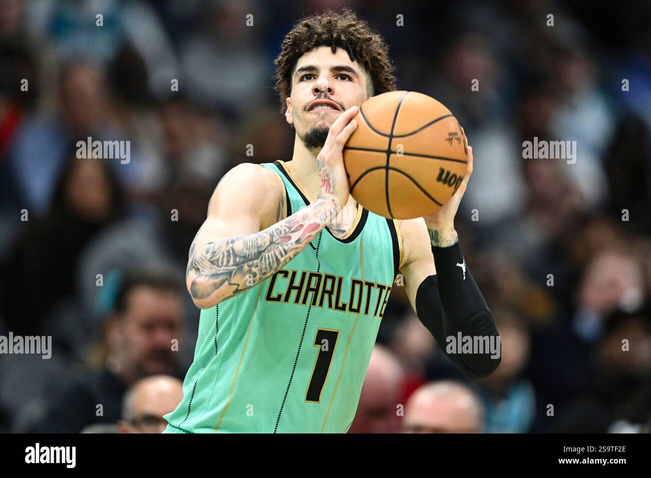 Charlotte Hornets guard LaMelo Ball (1) looks to shoot the ball during ...