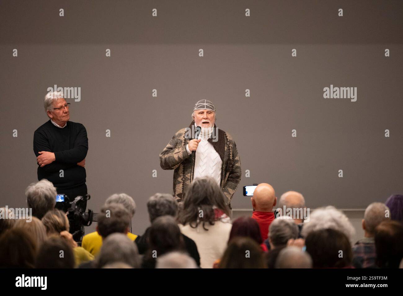 Moni Ovadia. Incontro Ricordare la Shoah per fermare il genocidio in ...