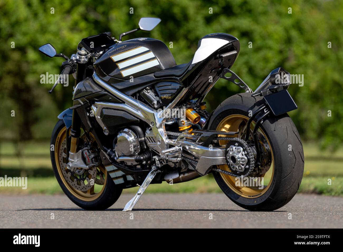 Norton v4 hi-res stock photography and images - Alamy