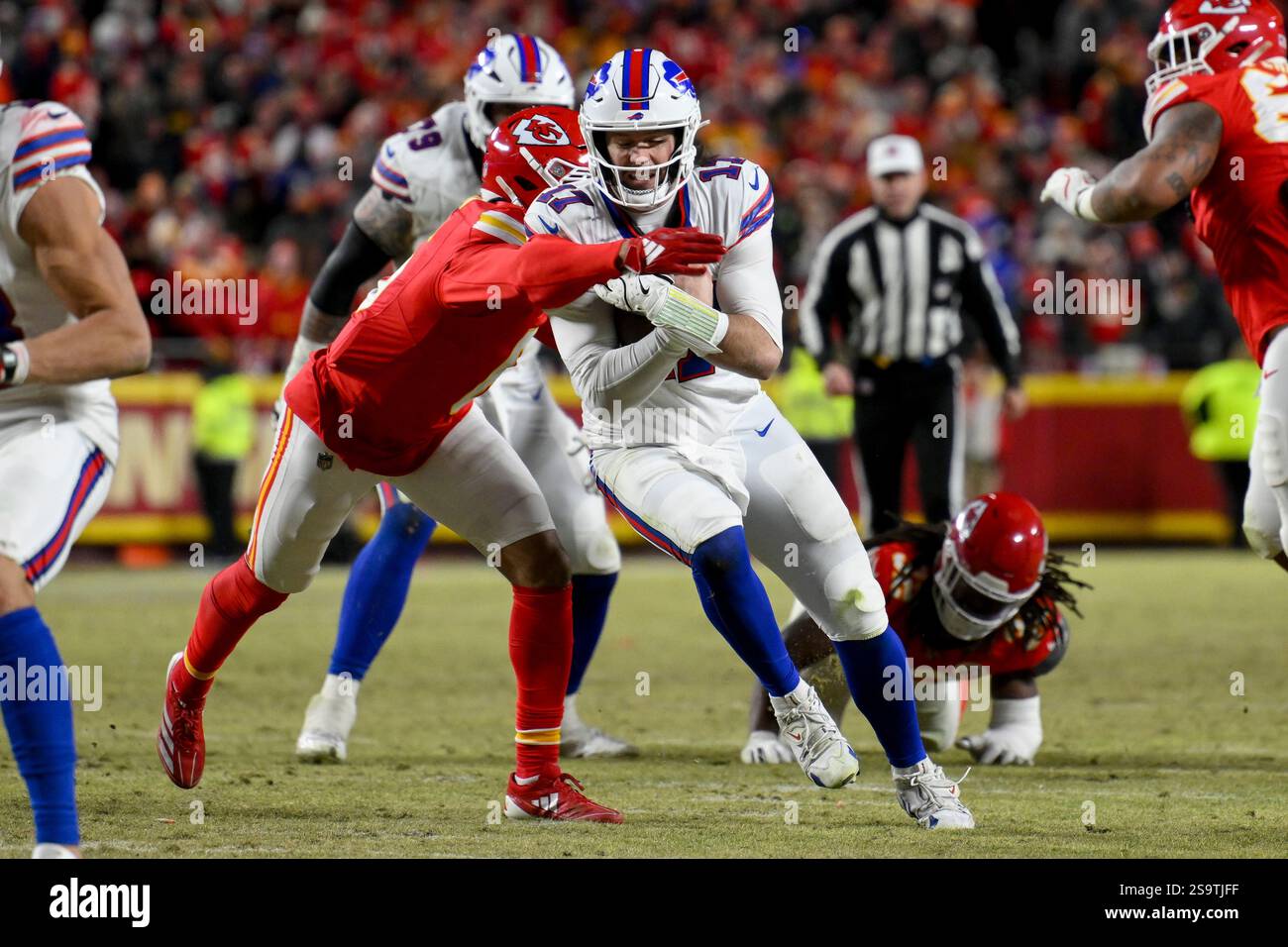Kansas City Chiefs safety Bryan Cook (6) tries to tackle Buffalo Bills ...