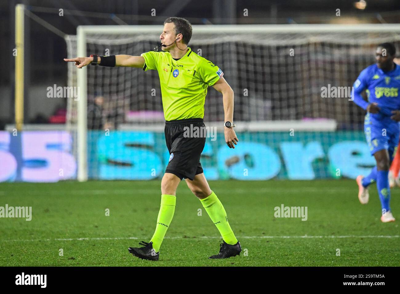 Empoli, Italy. 25th Jan, 2025. Referee Federico La Penna during Empoli ...
