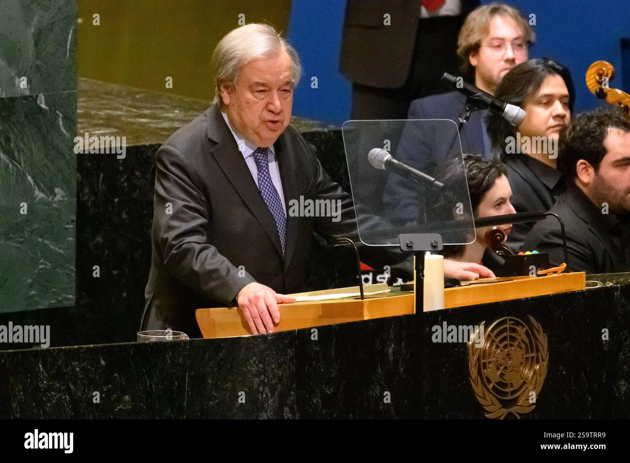 Un diplomats ceremony hi-res stock photography and images - Alamy