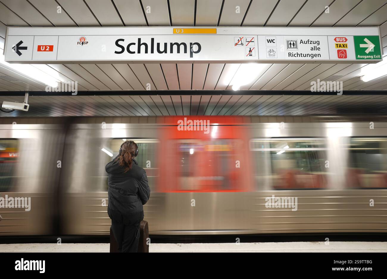 Hamburg, Germany. 24th Jan, 2025. A subway train on line U3 arrives at ...