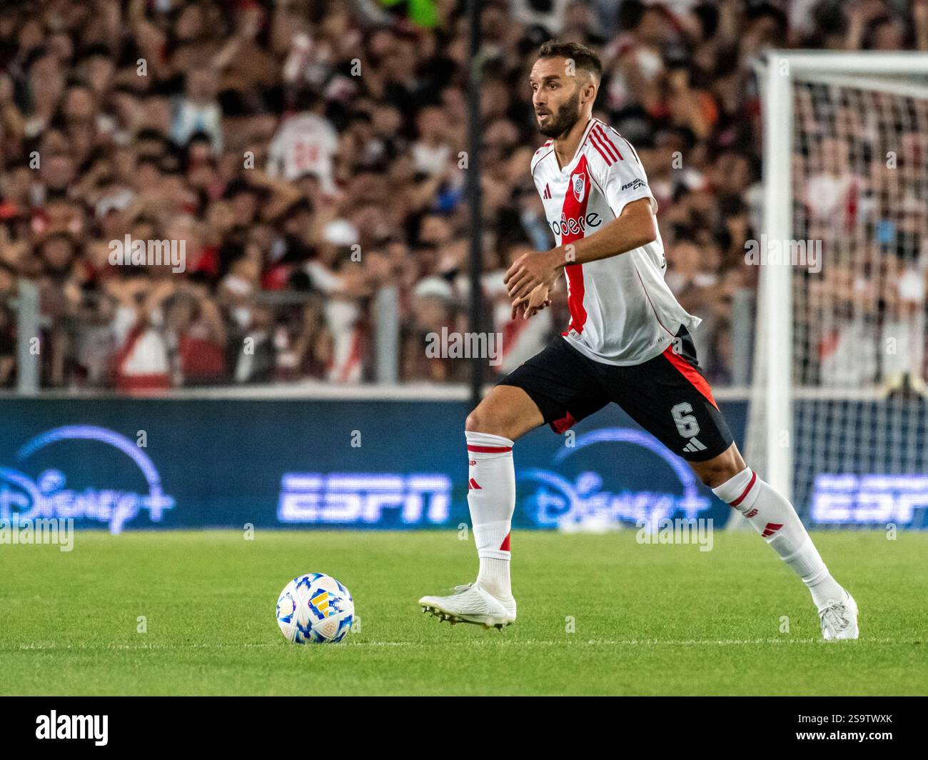 German Pezzella in action at River Plate's MAs Monumental Stadium Stock ...