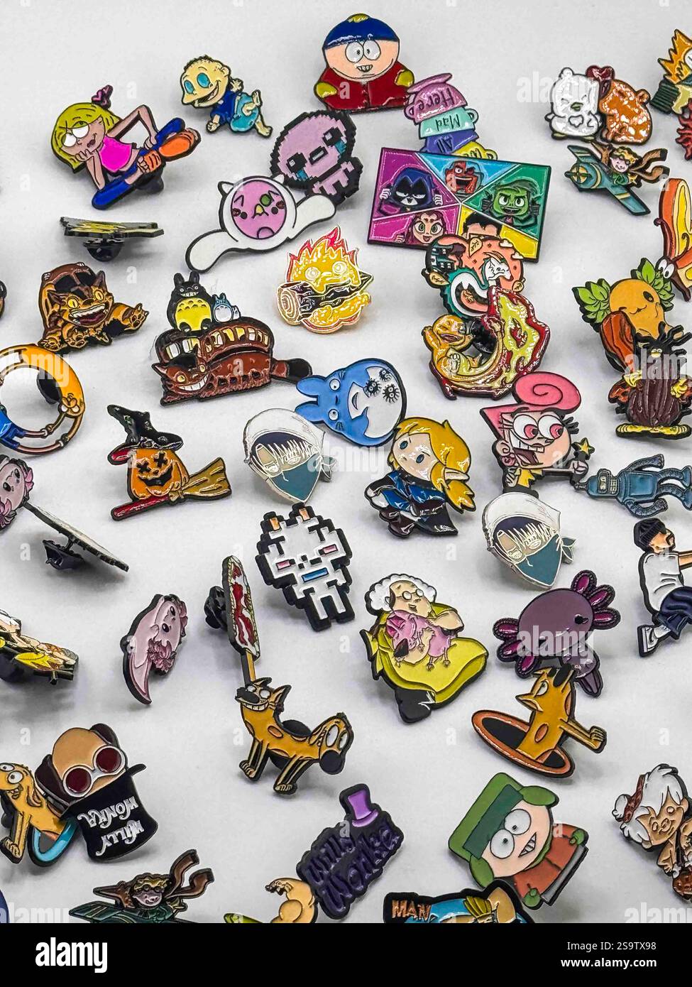 Cartoon pins and cartoon characters. (Photo Luis Gutierrez Norte Photo ...