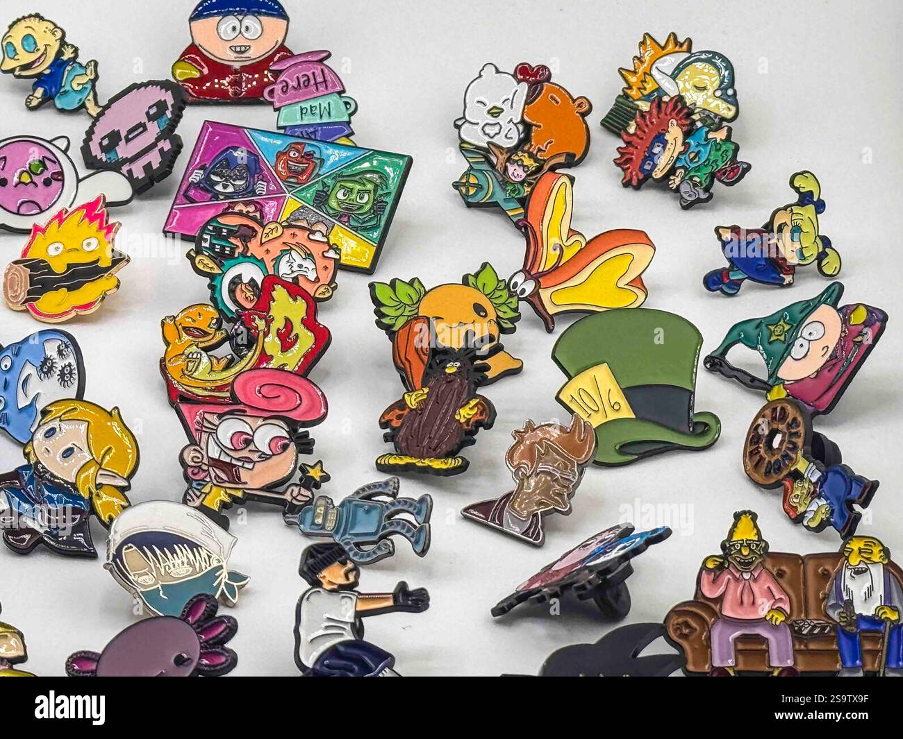 Cartoon pins and cartoon characters. (Photo Luis Gutierrez Norte Photo ...