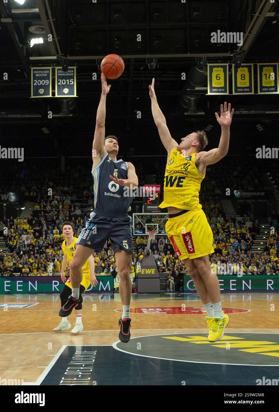 27.01.2025, EWE Arena, Oldenburg, GER, easy Credit-BBL, EWE Baskets ...