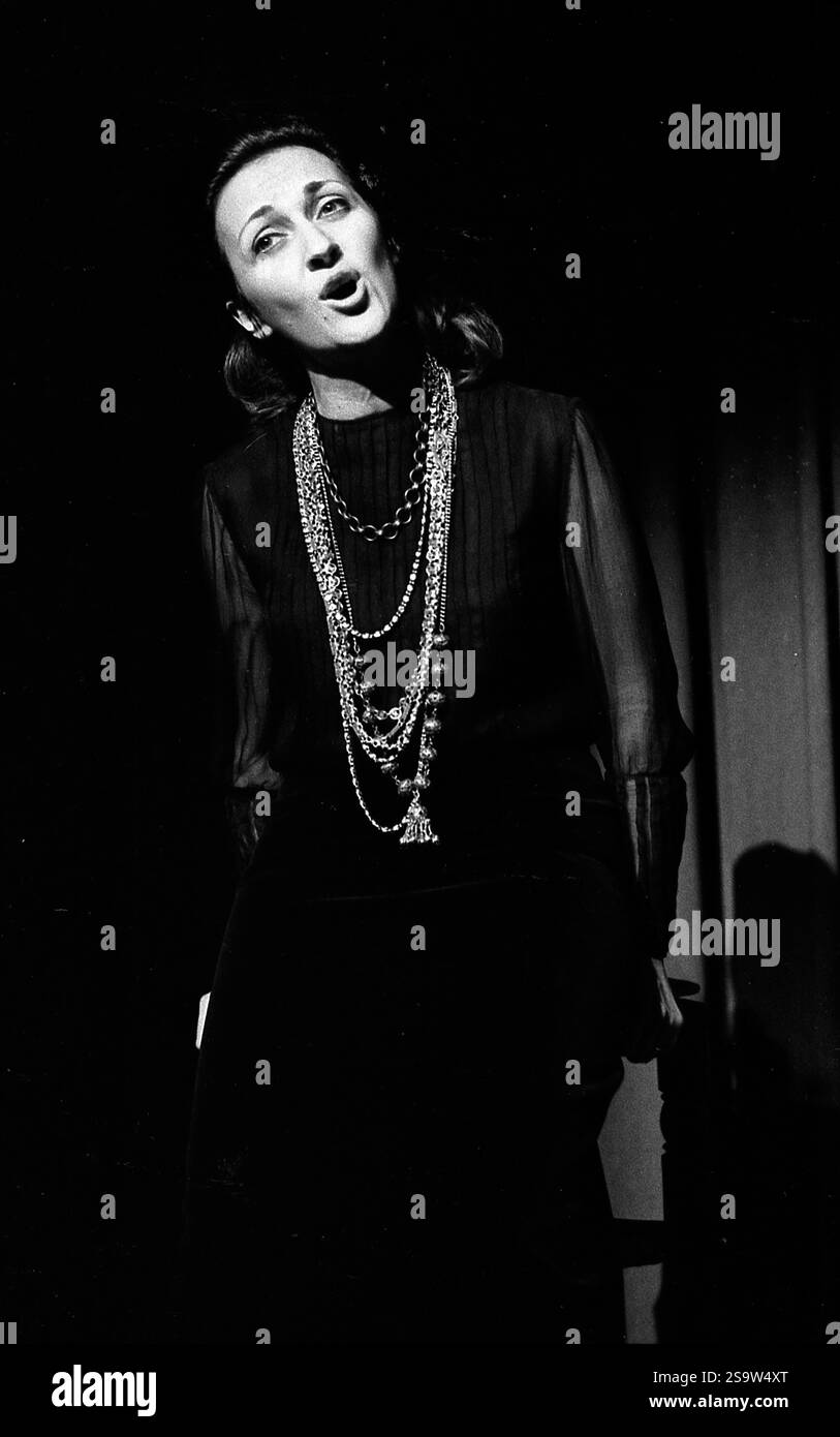 Argentine singer and teacher Dina Rot (Dina Gutkin Saposnik) during a ...