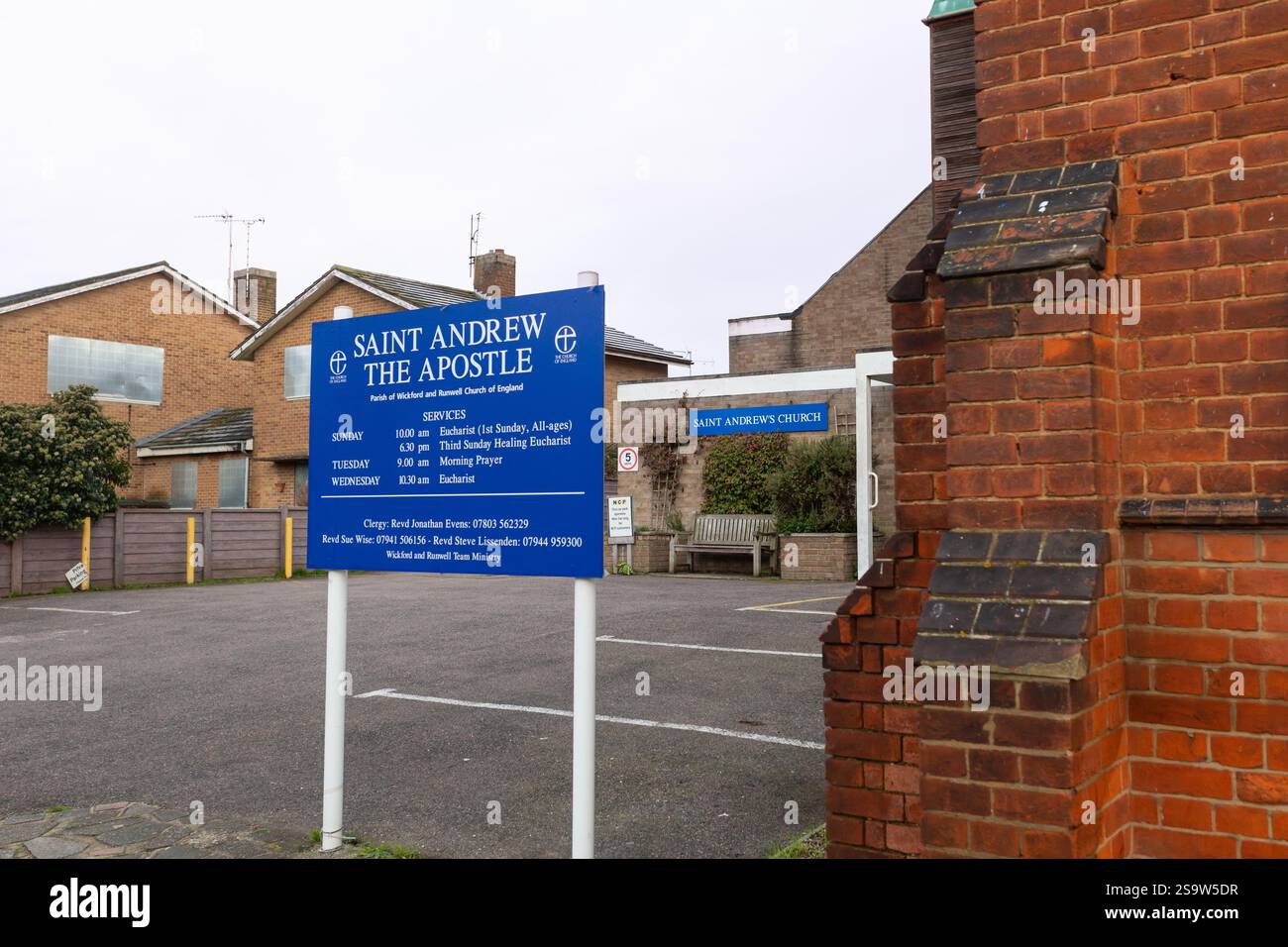 Church of Saint Andrew the Apostle Wickford, Essex, Britain Stock Photo ...