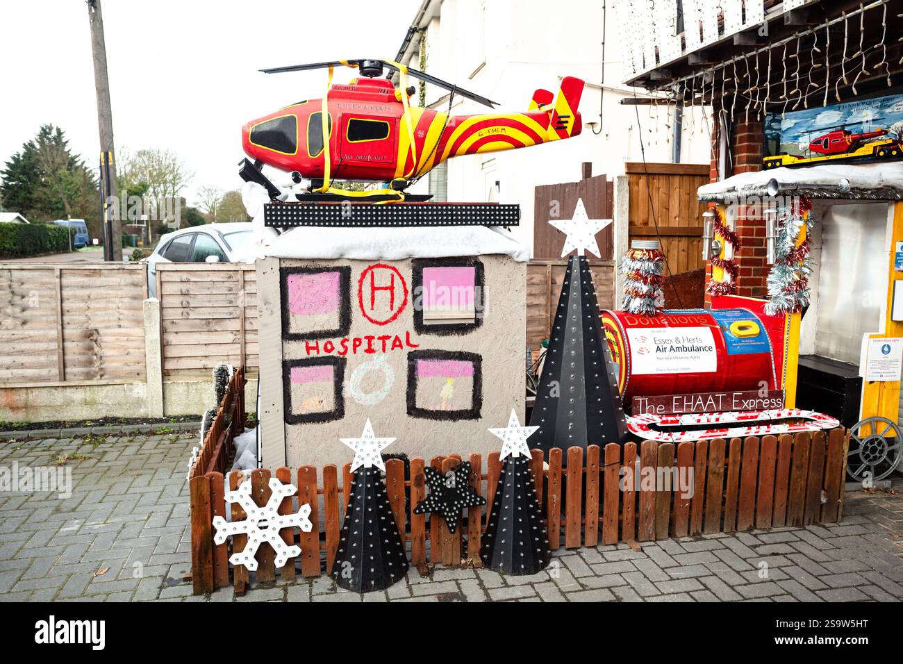 Essex & Herts Air Ambulance ' Lights for Flights' Fundraising Drive ...