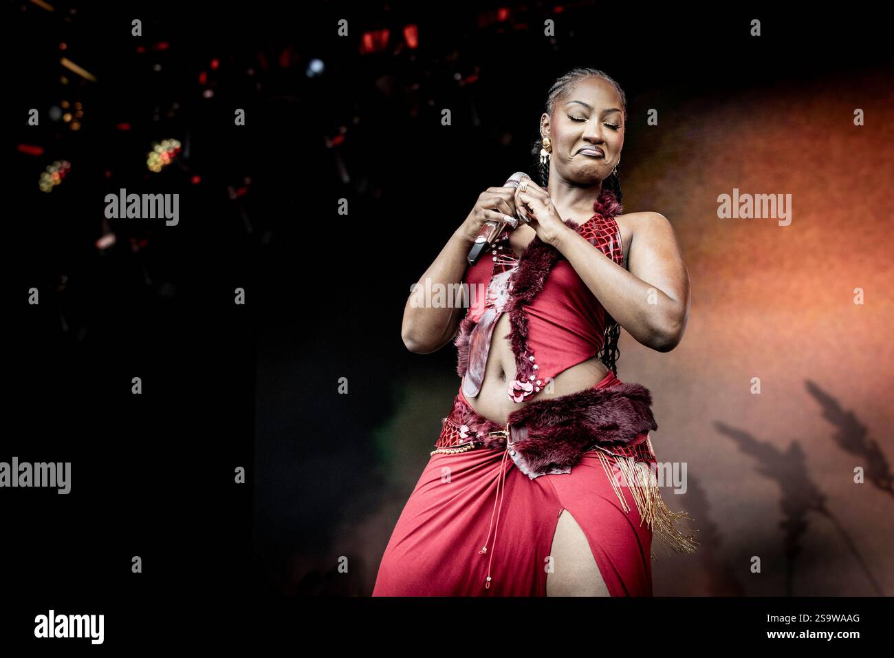 Tems live in concert @ Roskilde Festival, Denmark Stock Photo - Alamy