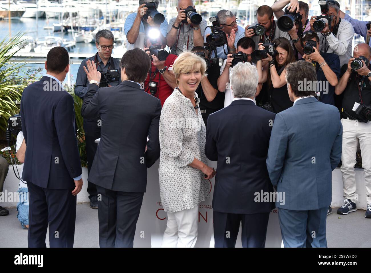 Adam Sandler, Ben Stiller, Emma Thompson, Dustin Hoffman, Noah ...