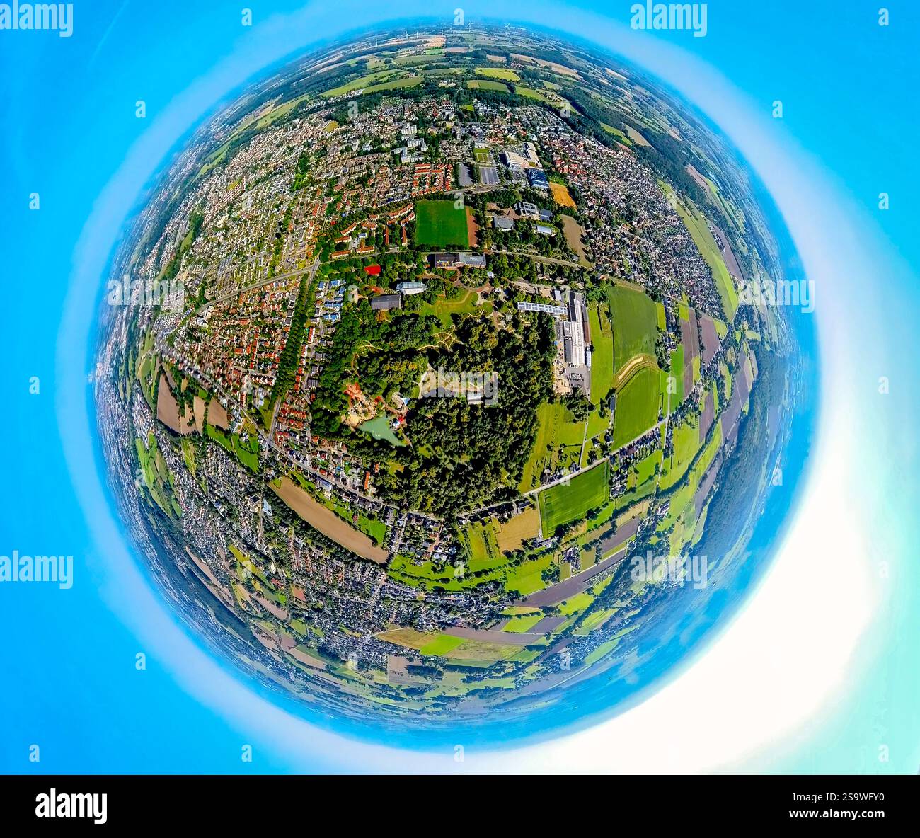 Aerial view, residential area Werris district with Maximilianpark ...