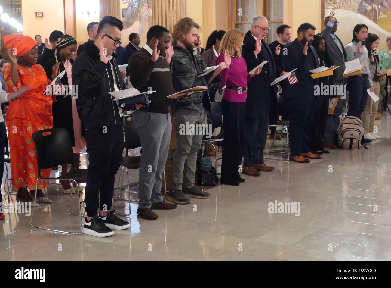 Thirty immigrants from 18 nations take the oath to become U.S. citizens ...