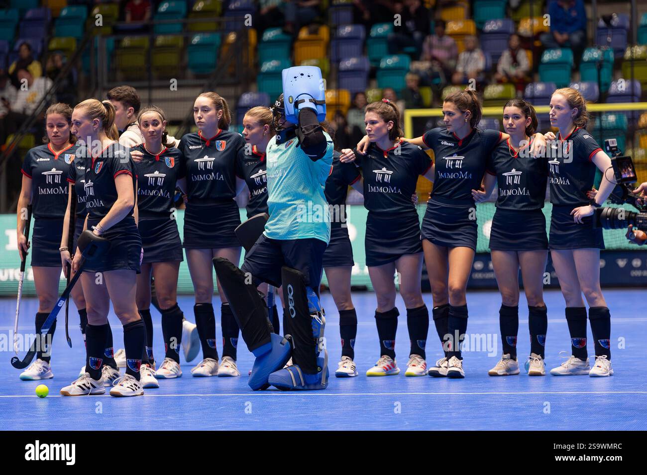 Frankfurt, Deutschland. 25th Jan, 2025. Amelie Schwarzkopf (Berliner HC #42) & lilith Ell ...