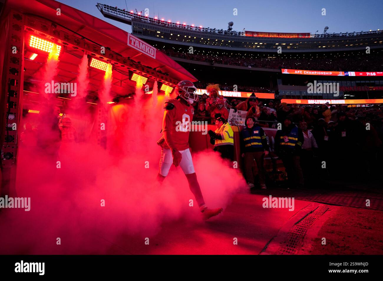 Kansas City Chiefs wide receiver DeAndre Hopkins (8) enters the field ...
