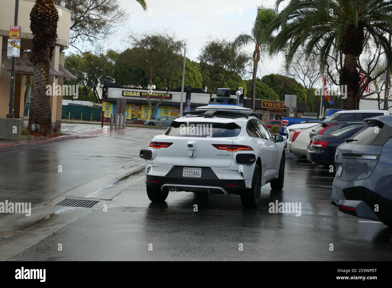 Los Angeles, California, USA 26th January 2025 Waymo Driverless Car on ...