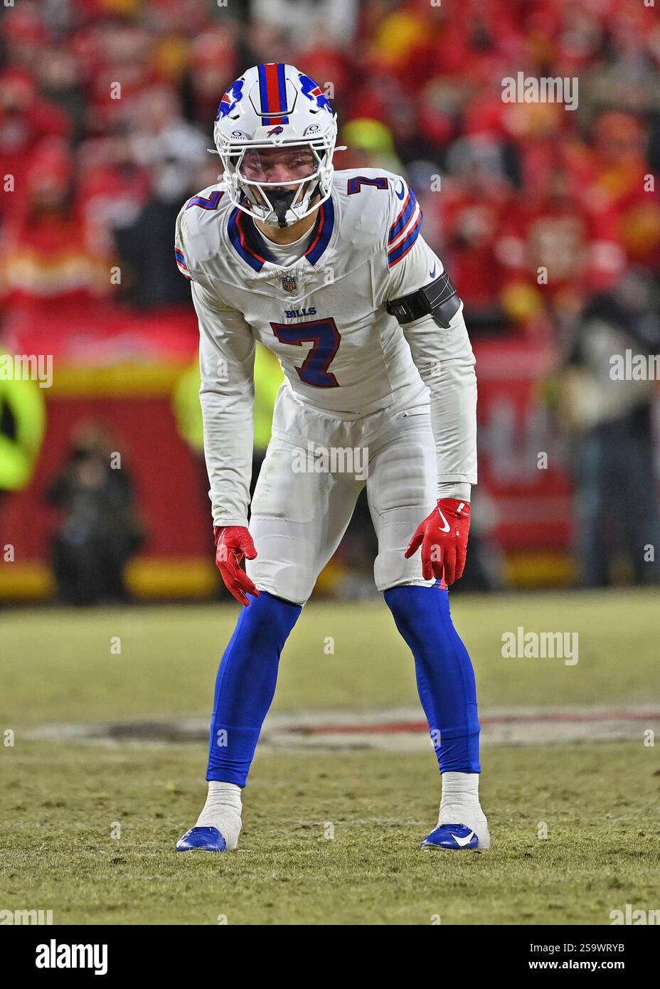 Buffalo Bills cornerback Taron Johnson (7) gets set before a play ...