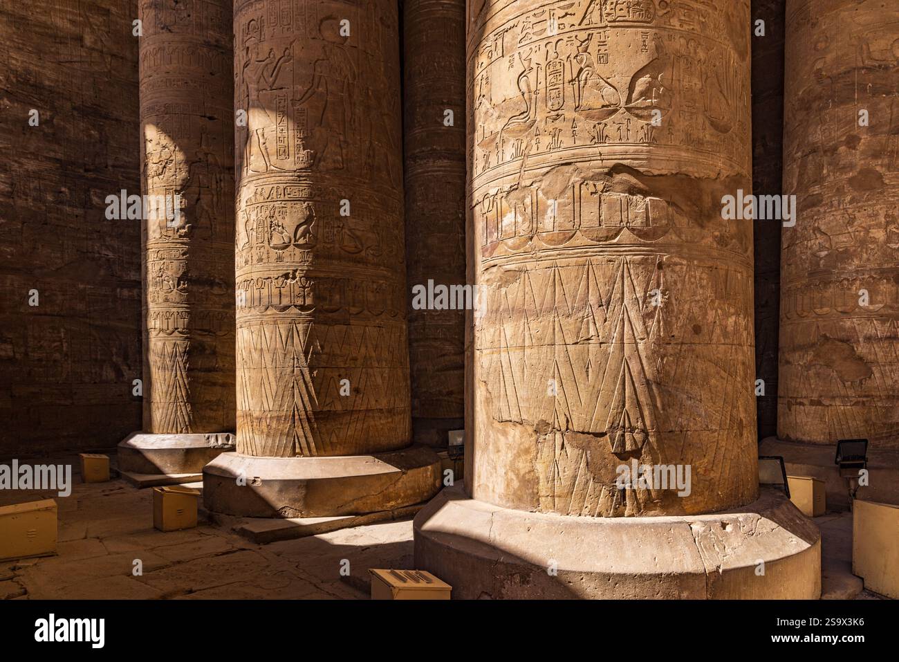 Edfu, Aswan, Egypt. Columns in the Temple of Horus Stock Photo - Alamy