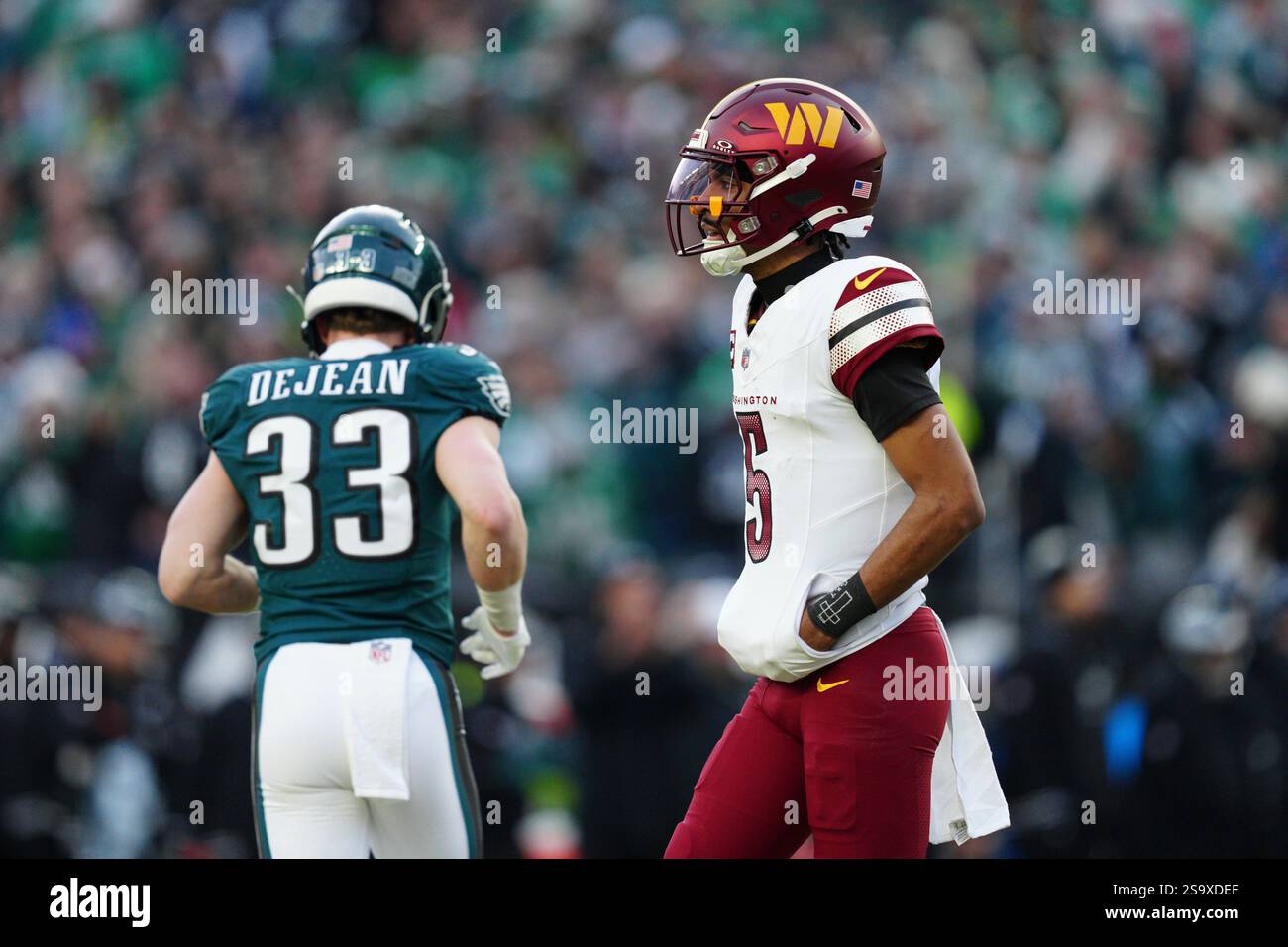 Washington Commanders quarterback Jayden Daniels (5) in action during ...