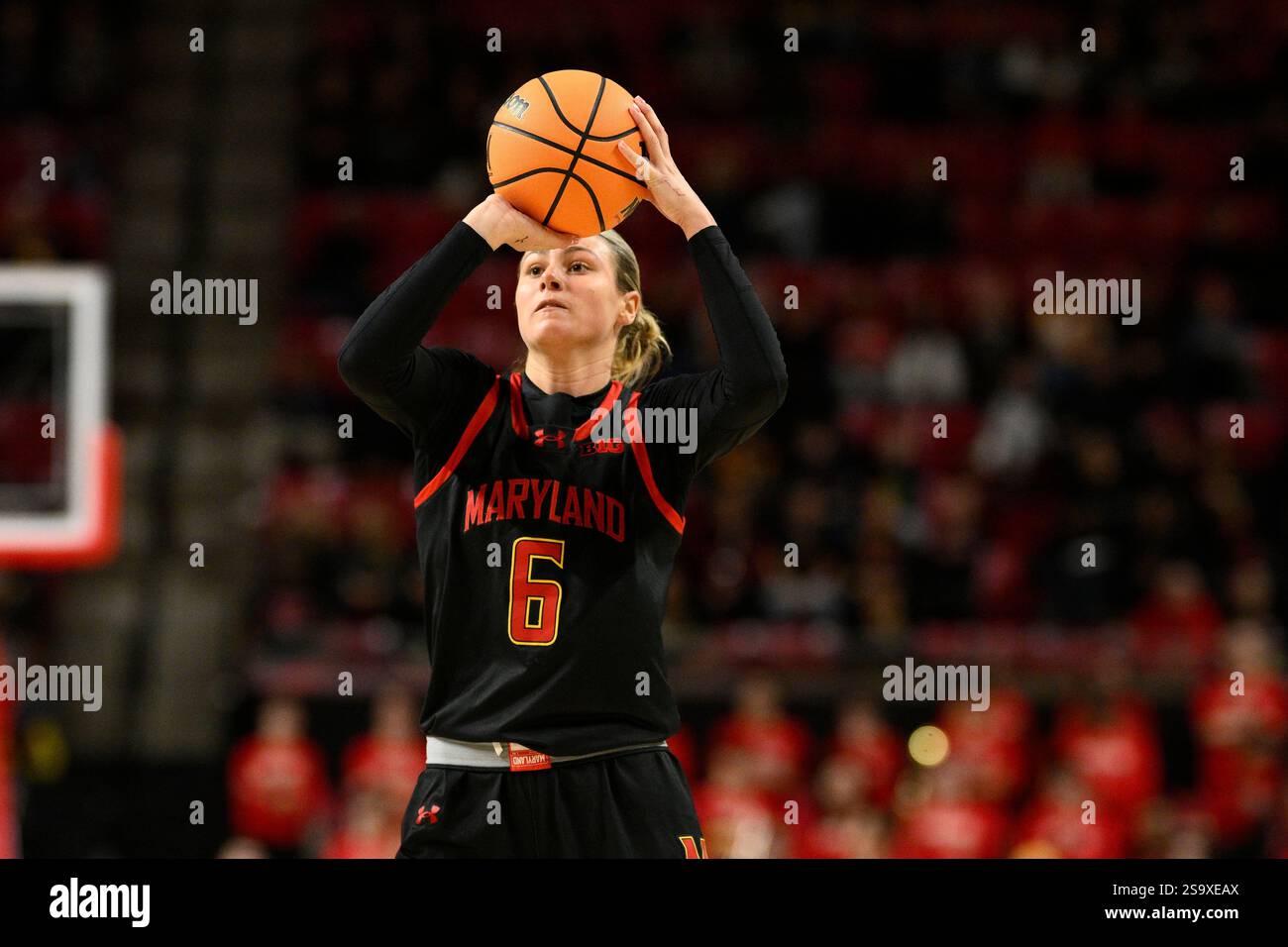 Maryland guard Saylor Poffenbarger (6) in action during the second half ...