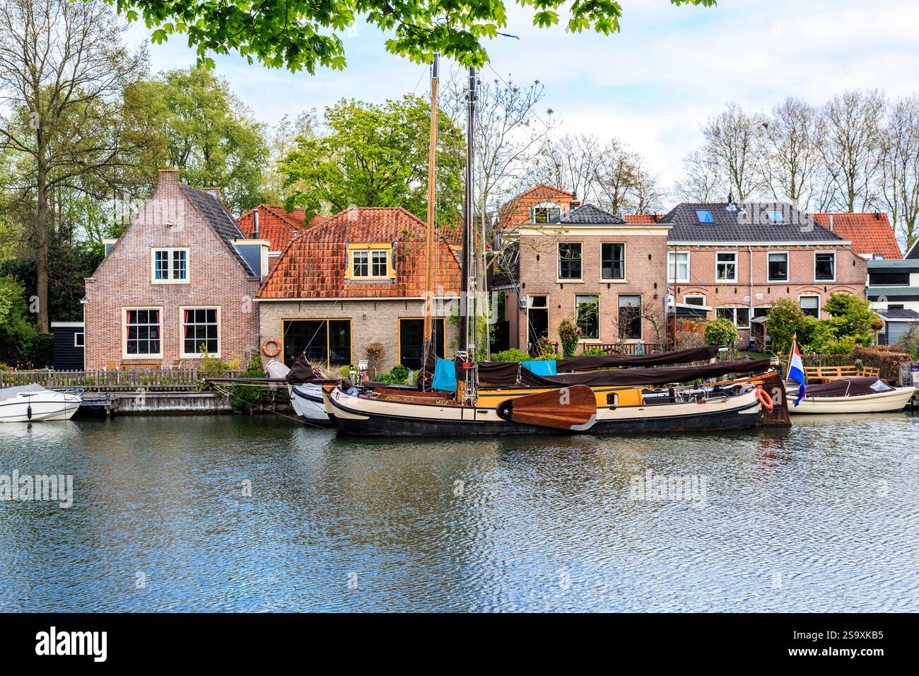 Netherlands, North Holland. Weesp. Typical canal scenes Stock Photo - Alamy