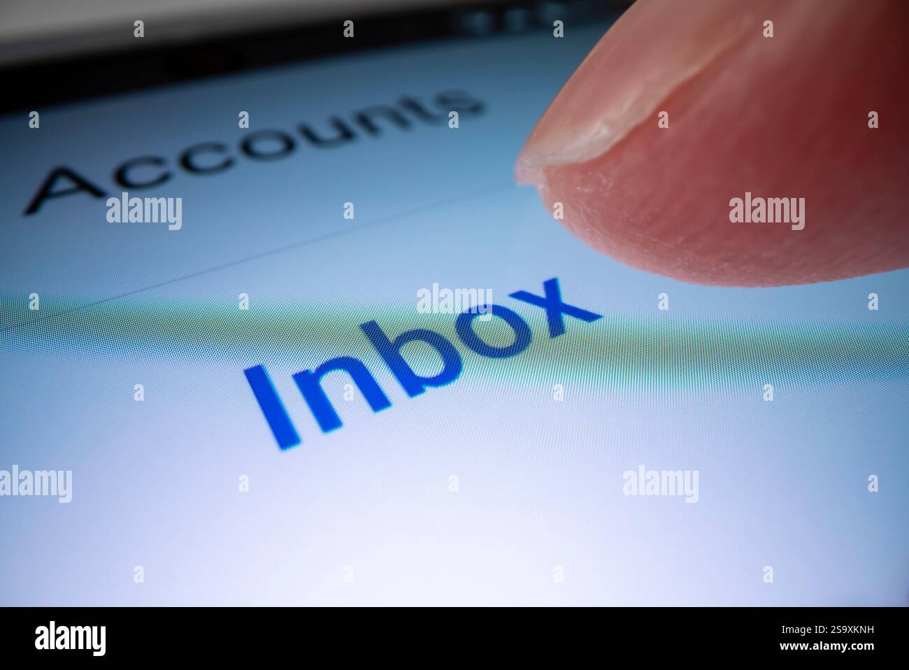 Close-up view of clicking the inbox button in an email app Stock Photo ...