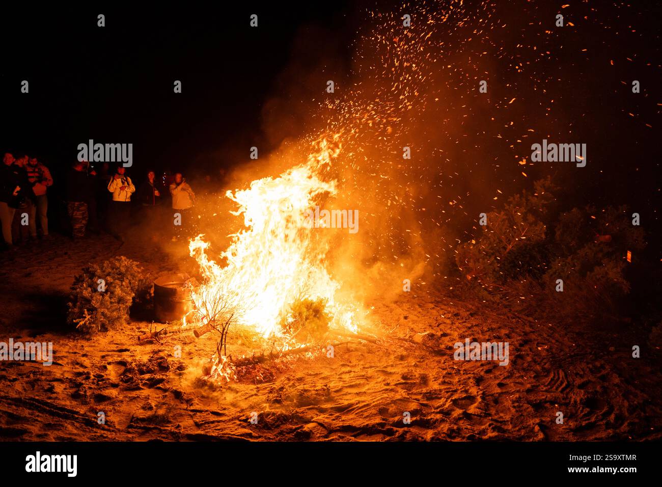 Seattle, USA. 9th Jan, 2025. The annual Christmas tree bonfire on ...