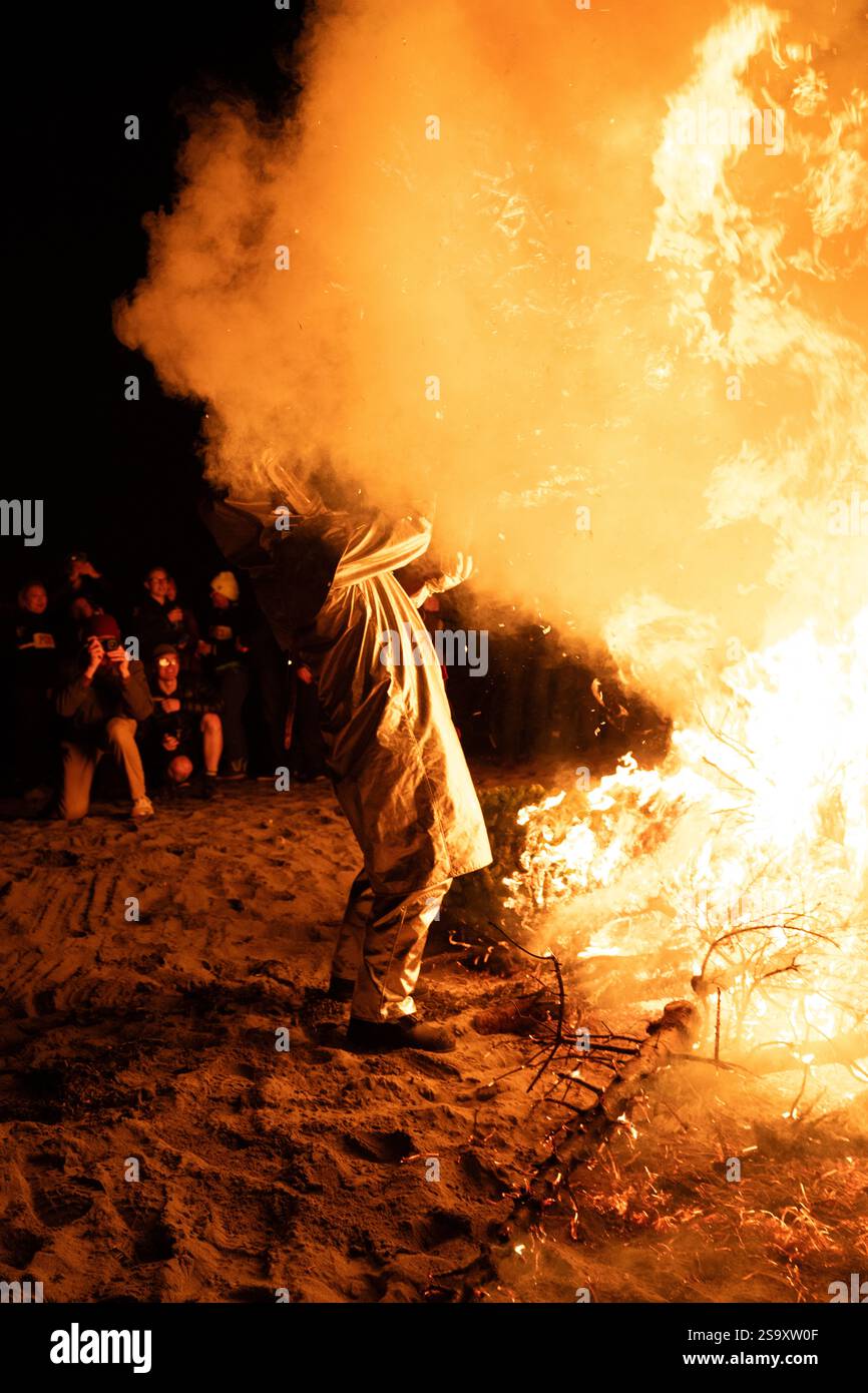 Seattle, USA. 9th Jan, 2025. The annual Christmas tree bonfire on ...