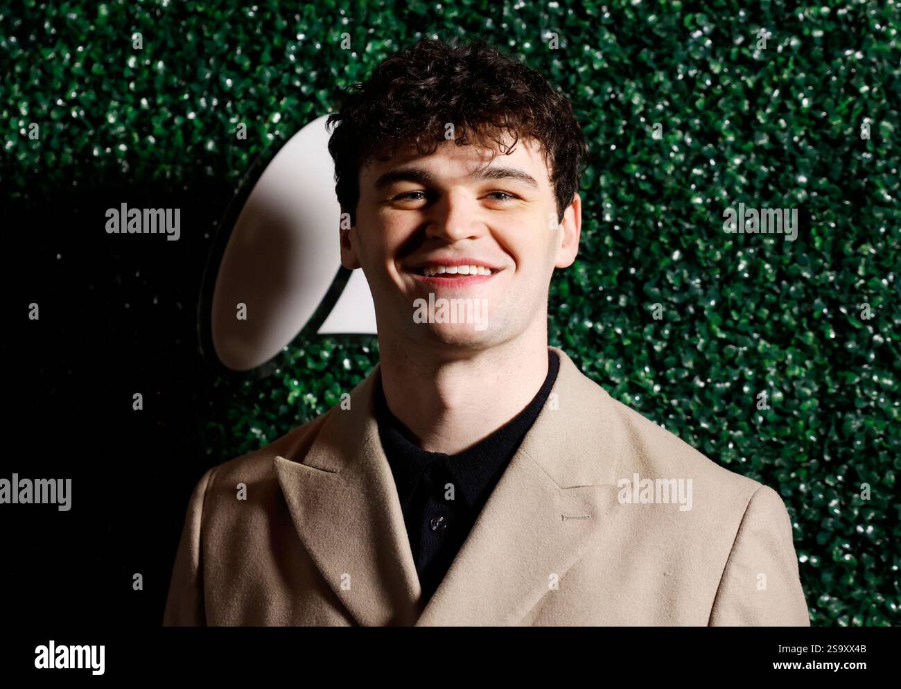 New York, United States. 27th Jan, 2025. Dan Berry arrives on the red ...