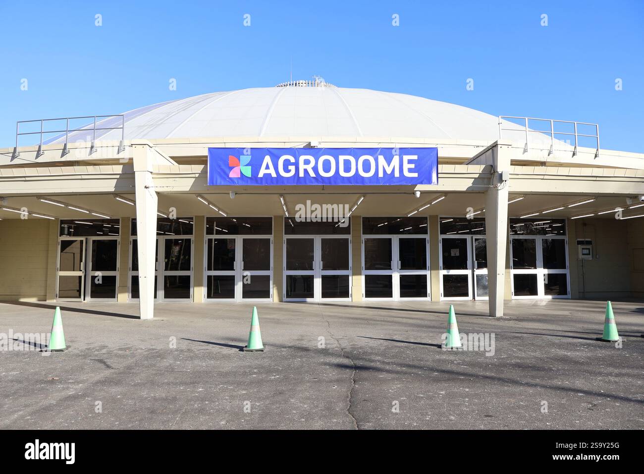 The PNE (Pacific National Exhibition) Agrodome is a 5,000 seat arena ...