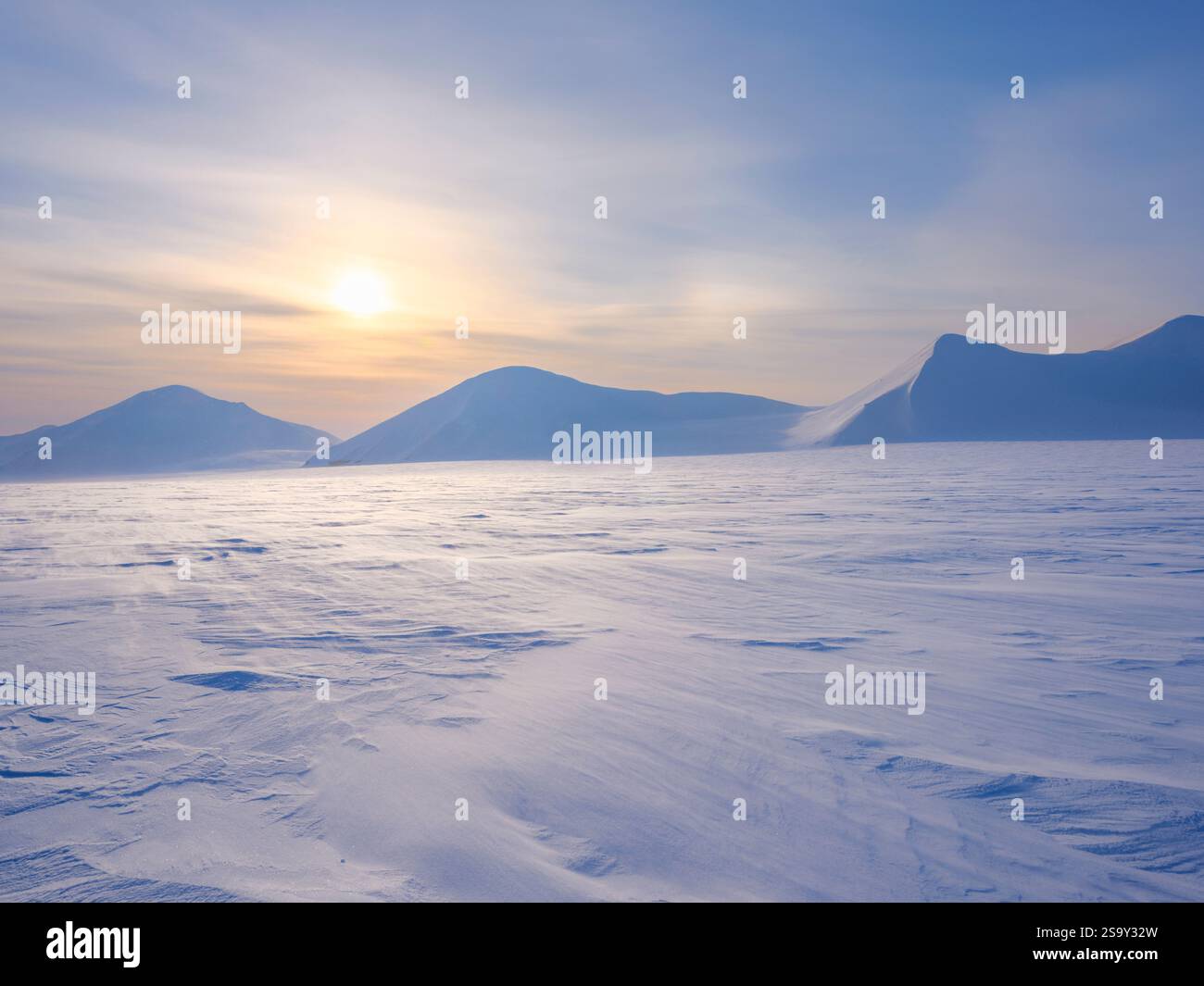Glacier Philippbreen in Sassen-Buensow Land National Park. Winter ...