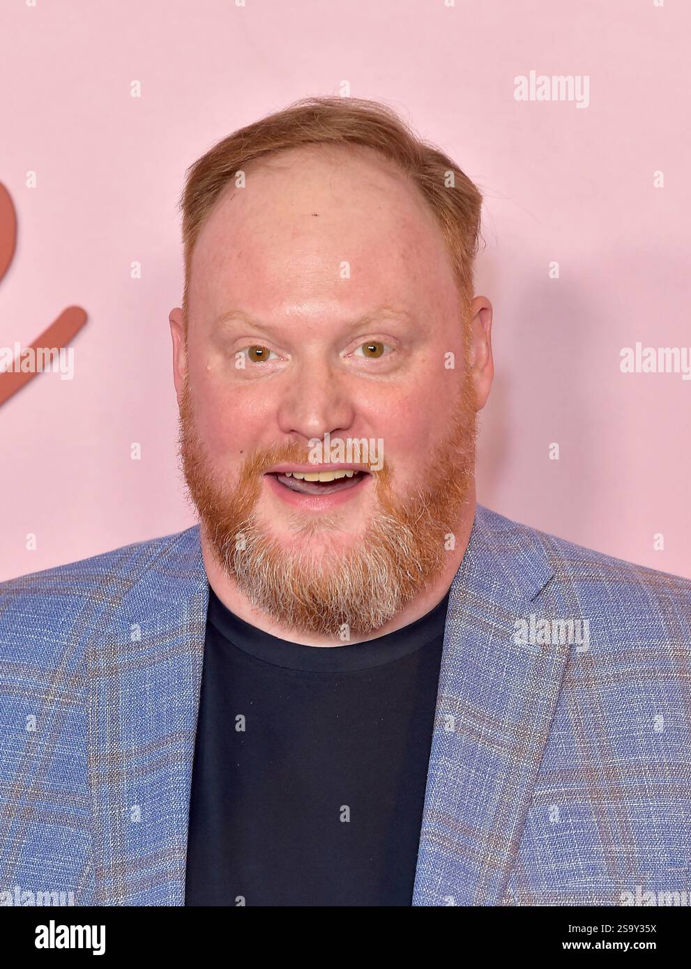 Hollywood, USA. 27th Jan, 2025. Matt McCarthy arriving at Warner Bros ...