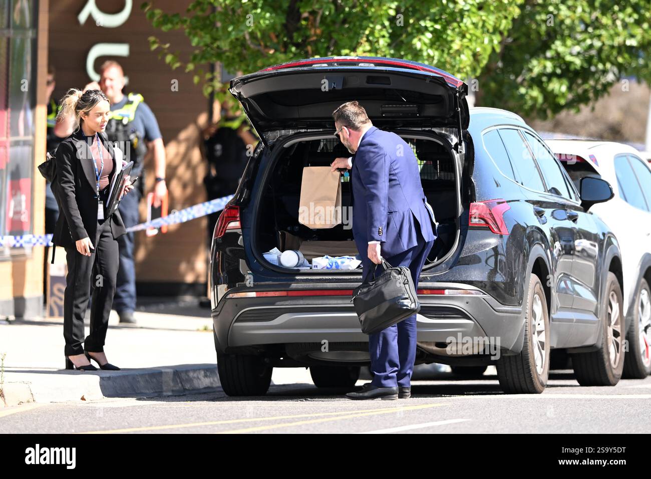 Melbourne, Australia. 28th Jan, 2025. A Victoria Police detective ...