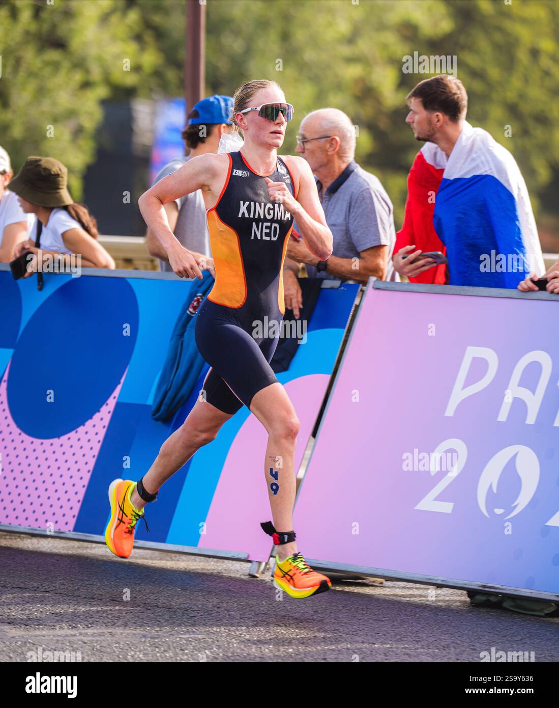 Maya Kingma participating in the triathlon at the Paris 2024 Olympic ...