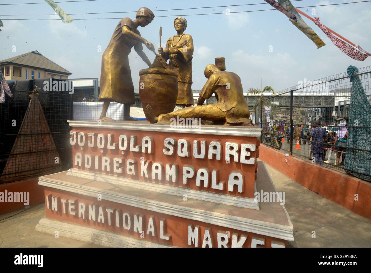 The newly unveiled statue of the late Jojolola Soetan, the second ...