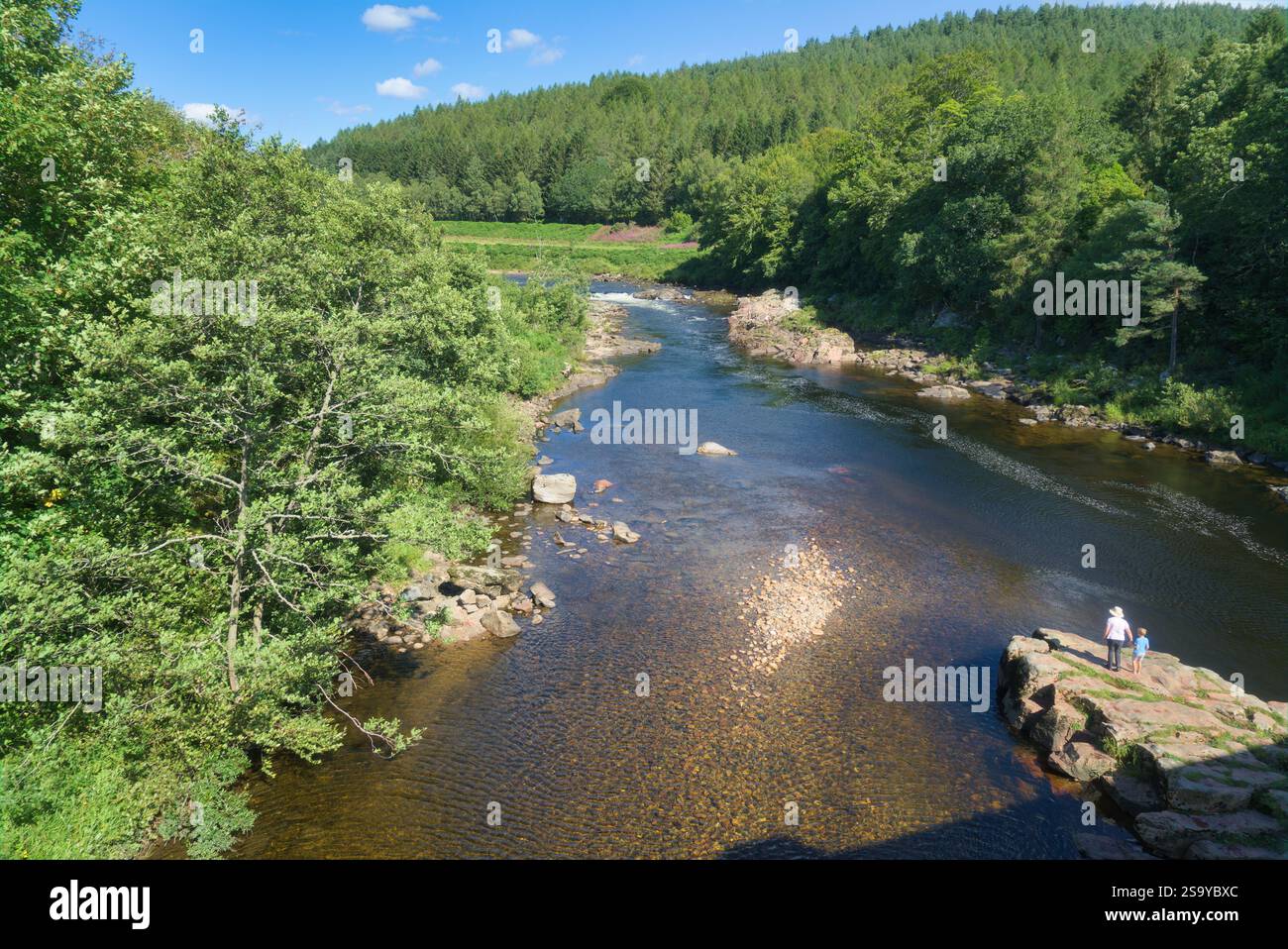 Historic Potarch Bridge over the River Dee between Banchory and ...