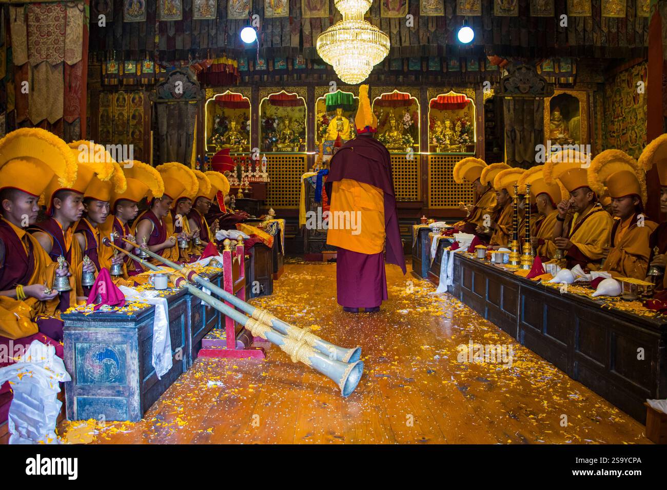 Final rituals of Mani Rimdu Festival at Chiwong Monastery, Solu, Nepal ...